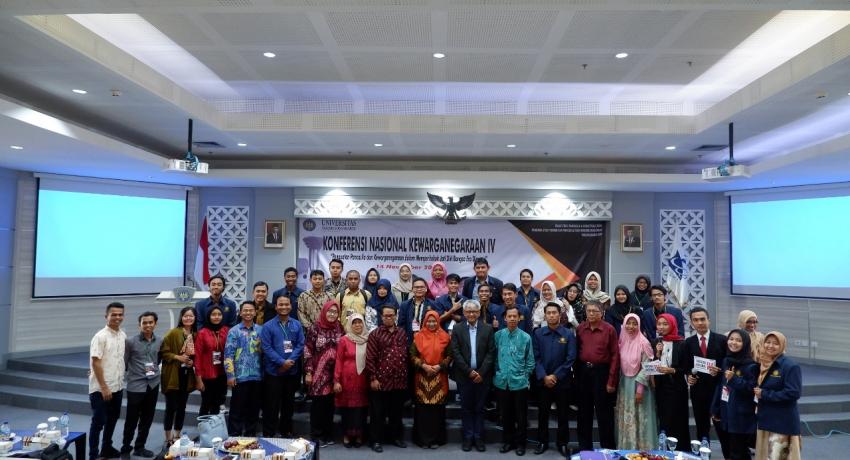 PENTINGNYA PENGUATAN PANCASILA DAN PKN DI ERA DISRUPSI | Universitas ... PENTINGNYA PENGUATAN PANCASILA DAN PKN DI ERA DISRUPSI | Universitas ...